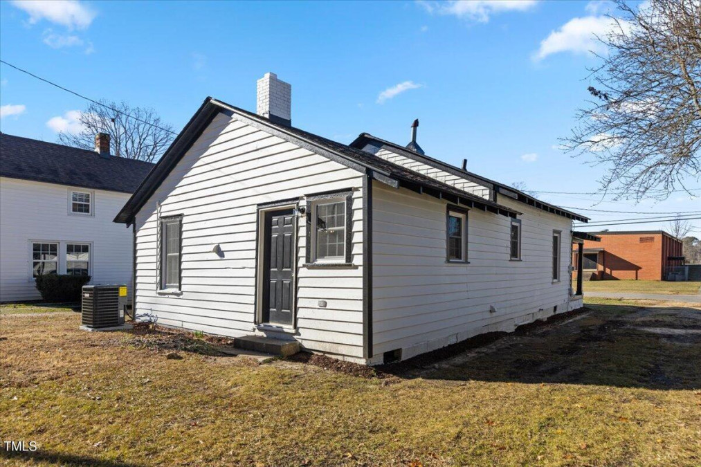 603 Pine St, Spring Hope, NC 27882 - Raleigh Realty