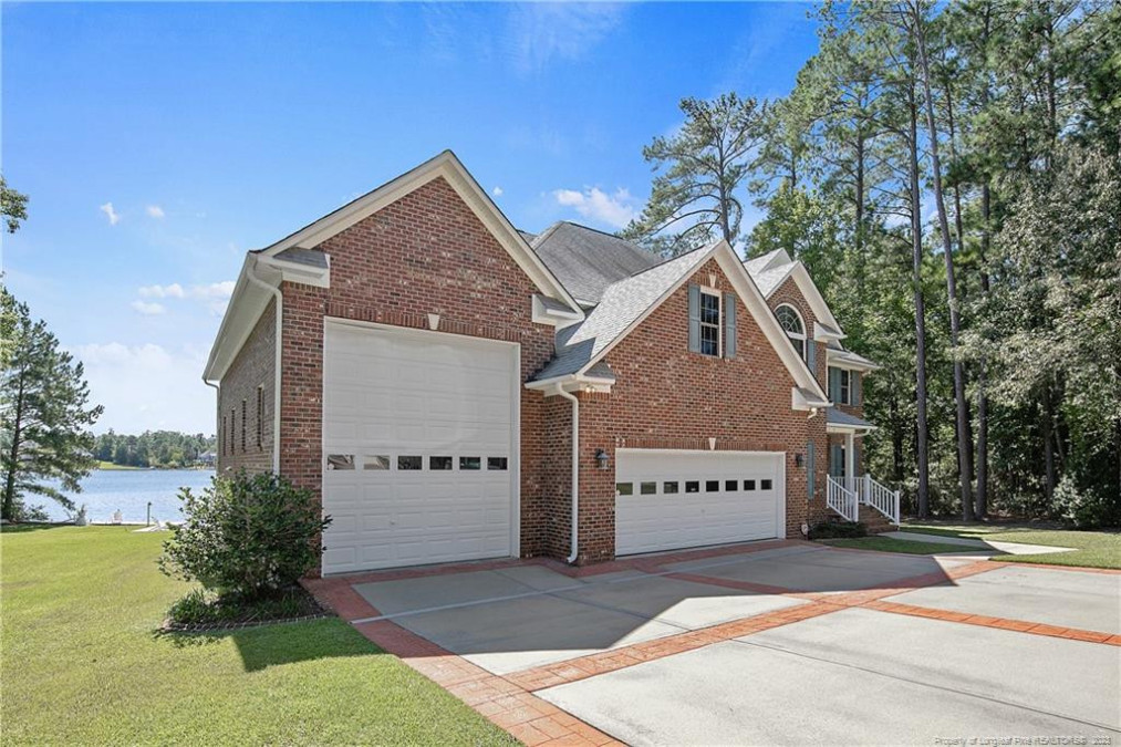 179 Sandy, Sanford, NC 27332 - Raleigh Realty