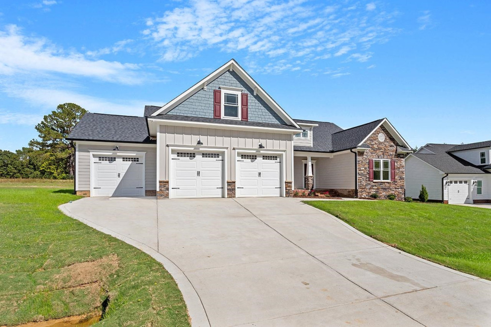 76 Batten Hill Ln, Selma, NC 27576 - Raleigh Realty