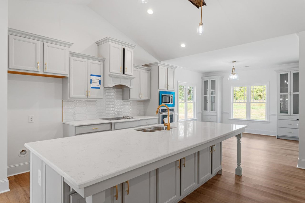 76 Batten Hill Ln, Selma, NC 27576 - Raleigh Realty