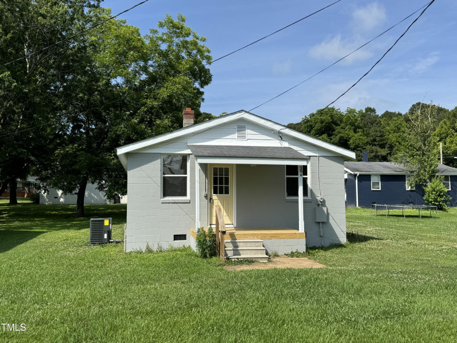 204 Poplar St, Spring Hope, NC 27882 - Raleigh Realty